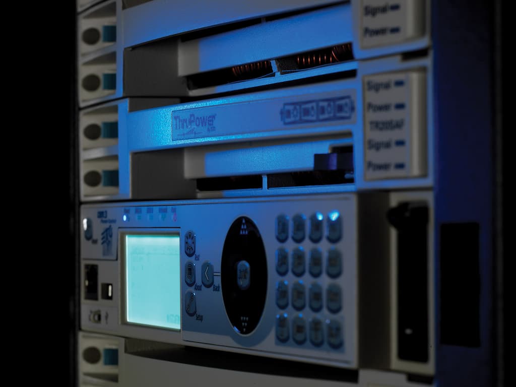 ETC Sensor 3: El Rack de Dimmers que Unificó LEDs, Iluminación ...